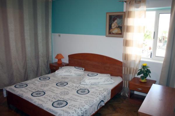 Ferienwohnungen Baška Voda - Ferienwohnung Carevic | Direkt-Kroatien.de