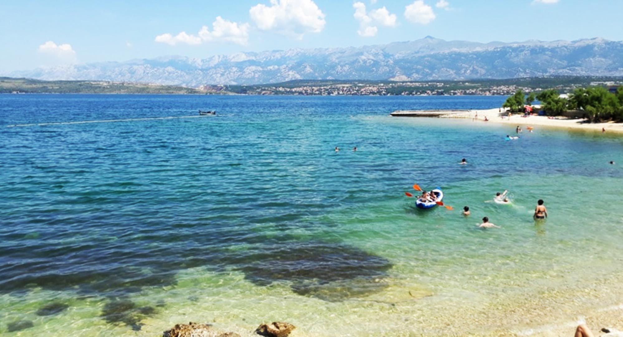 AdriaSol Strand in Novigrad Unterkunft und Appartements in der Nähe ...