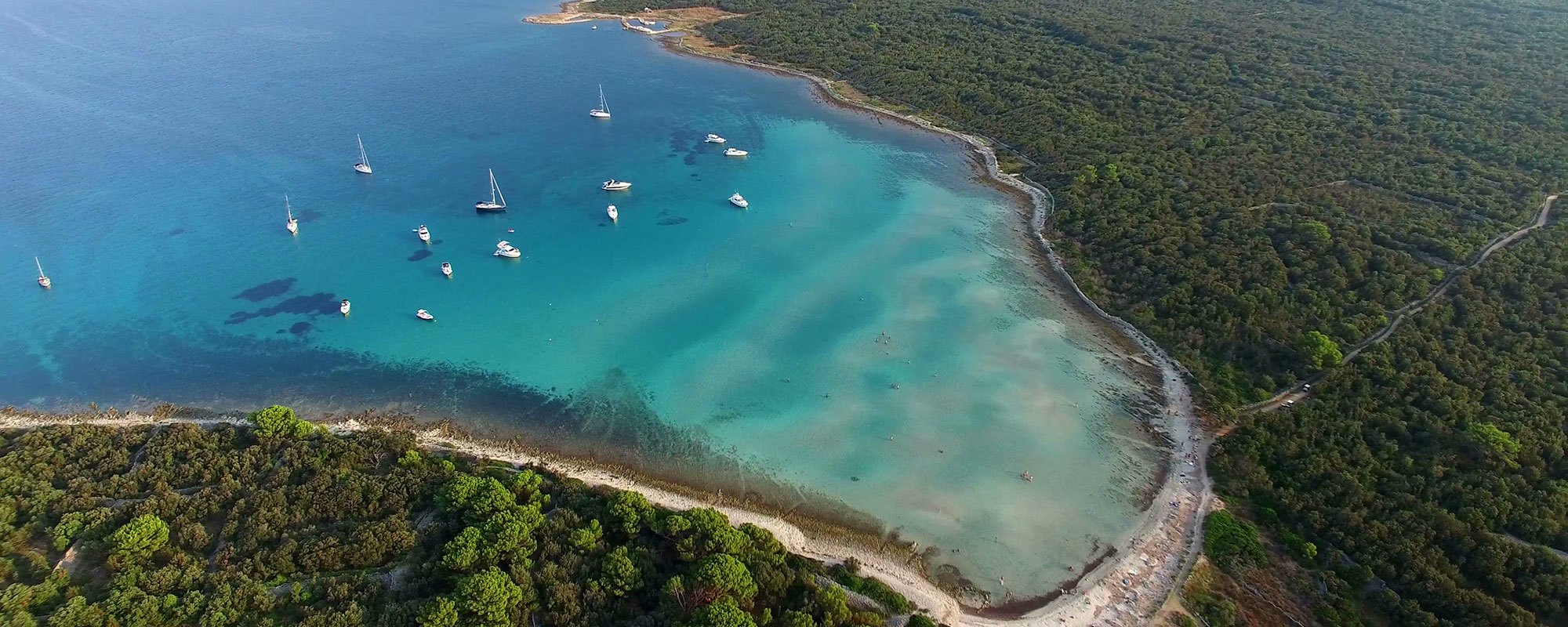 Slatinica Beach Olib Unterkunft und Appartements in der Nähe | Direkt ...