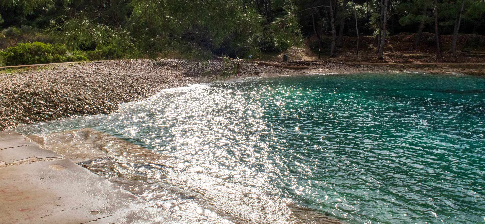 Strand Zlatna uvala auf Lošinj Unterkunft und Appartements in der Nähe ...
